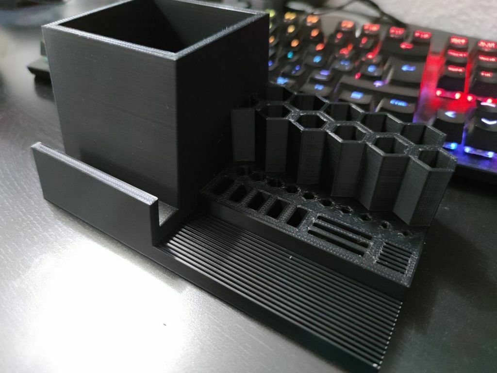 Free 3D file IT Desk Organizer・3D printer design to download・Cults