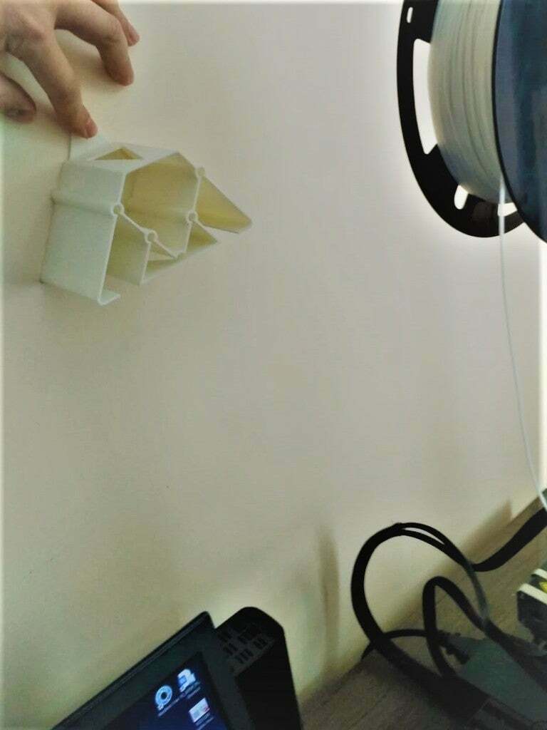 Free STL file Small space desk tool organizer・3D printer model to ...