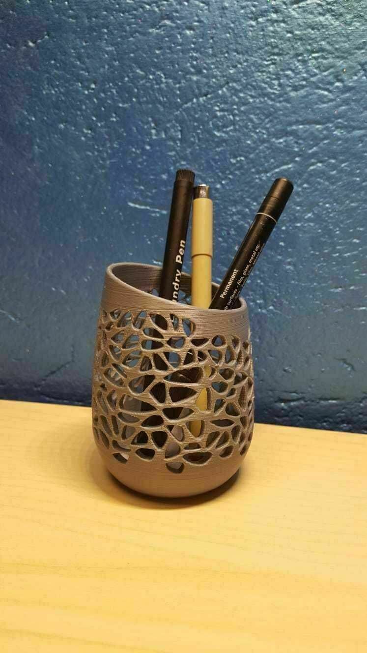 STL file Pen holder 3D print model 🖊️・3D print design to download・Cults