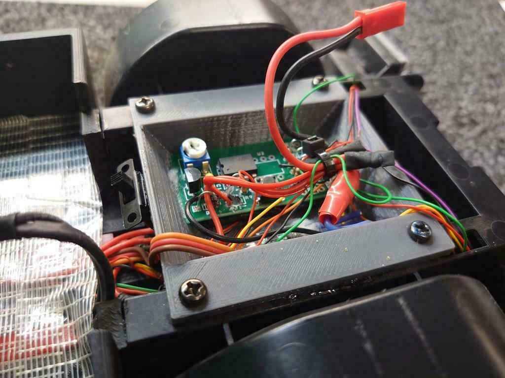 STL file Bruder mercedes sprinter rc conversion 🚗・3D printable model to ...