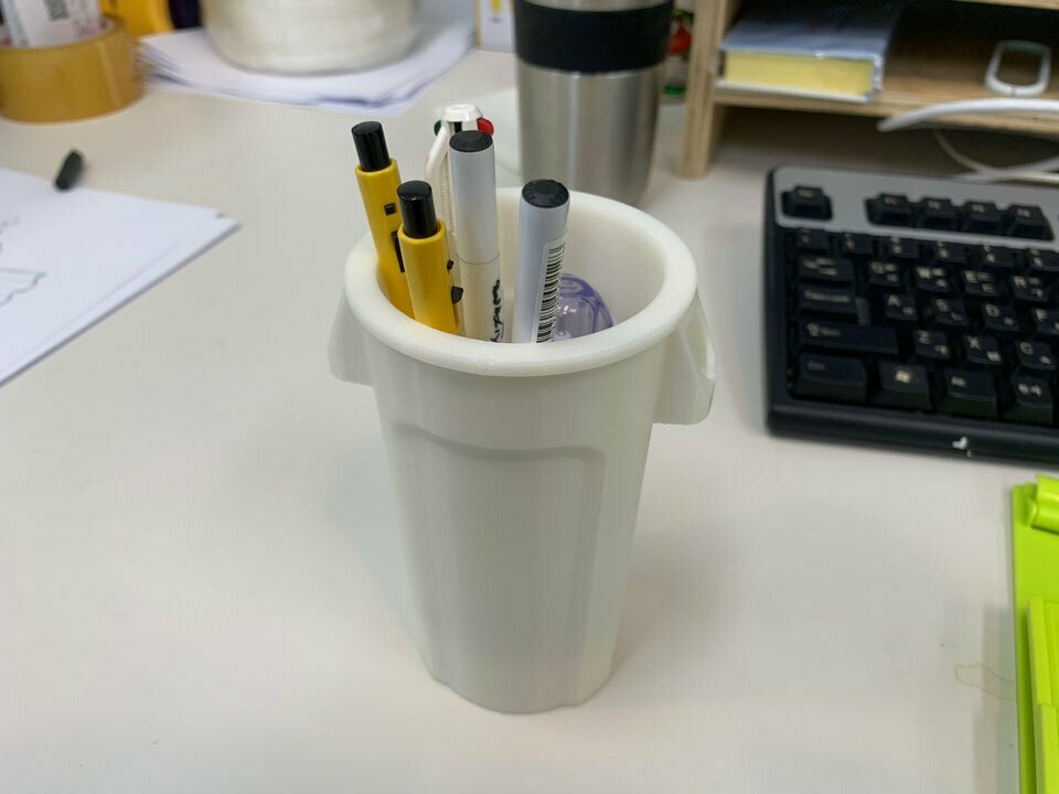 STL file Pencil holder・3D printing model to download・Cults