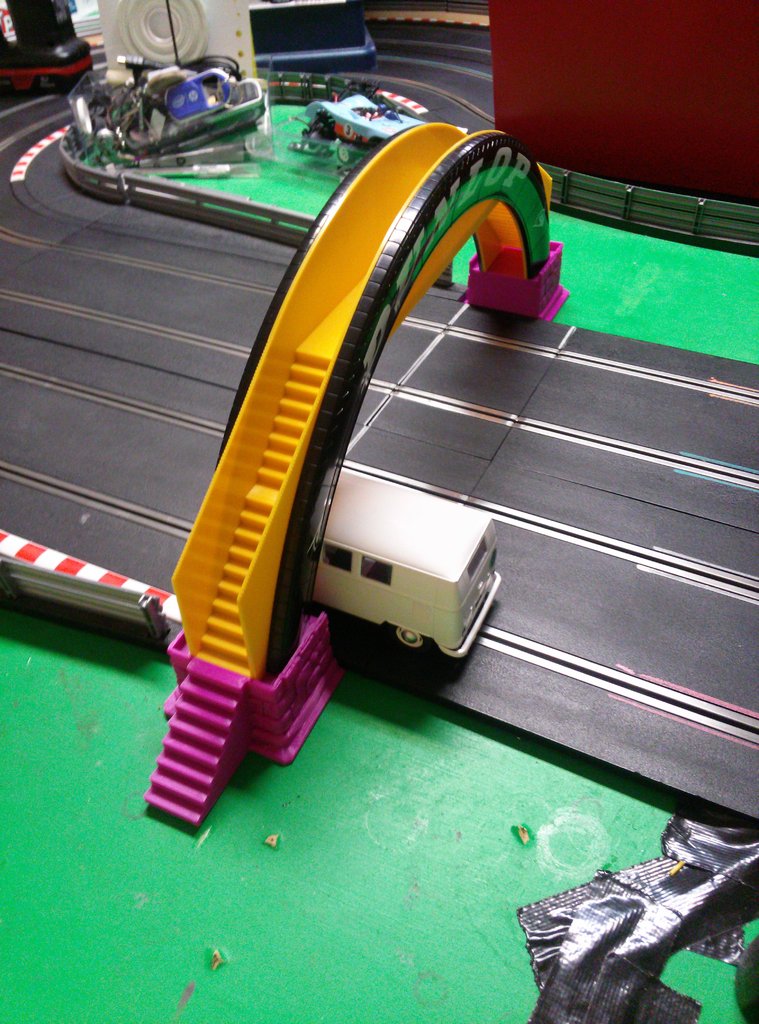 Free 3D file Scalextric dunlop bridge riser 4 lane extender 🌉・3D ...