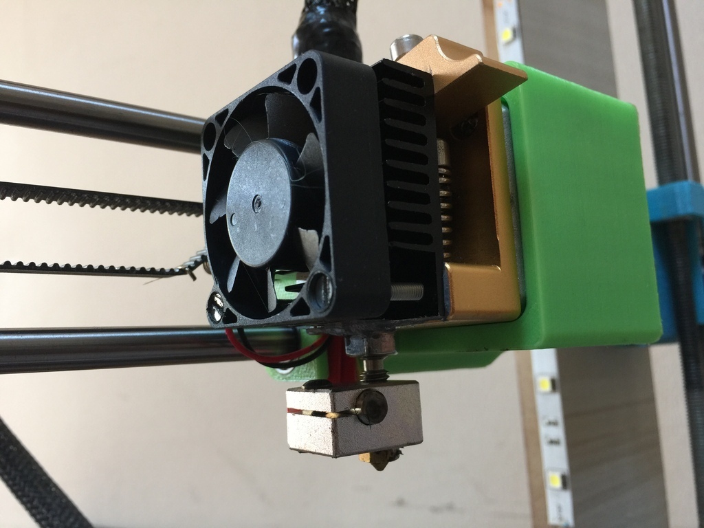 Free 3D file MK8 Simple extruder 🧞‍♂️・3D printing model to download・Cults