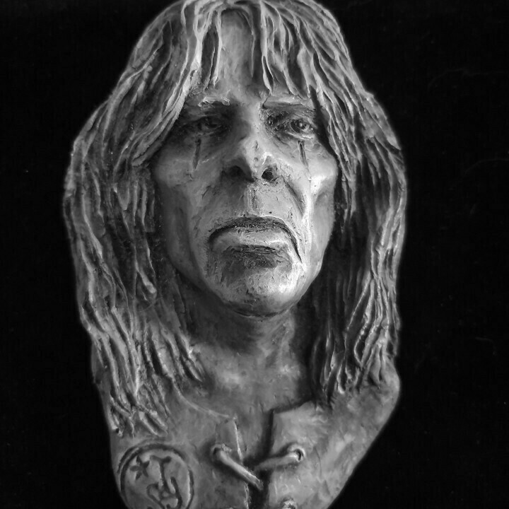 STL file Alice Cooper bust/wall hanging . 🗿・3D printable model to ...
