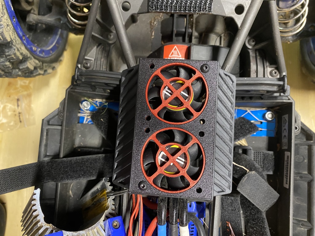 Free 3D file XMaxx Dual 40mm Fan・3D printer model to download・Cults