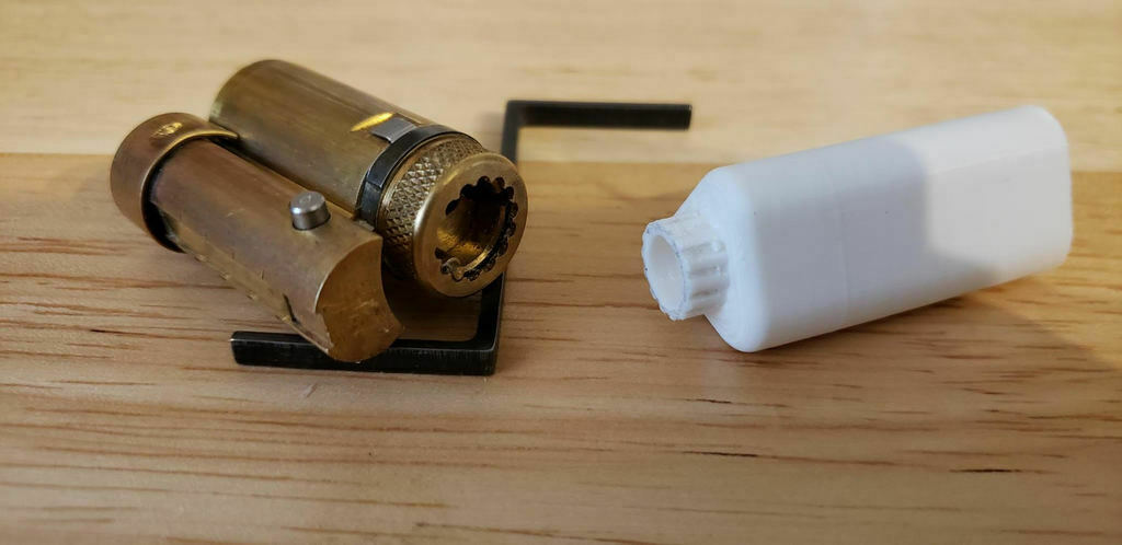Free 3D file Lock Screw Retainer and Tailpiece Removing Tool 🔒・3D ...