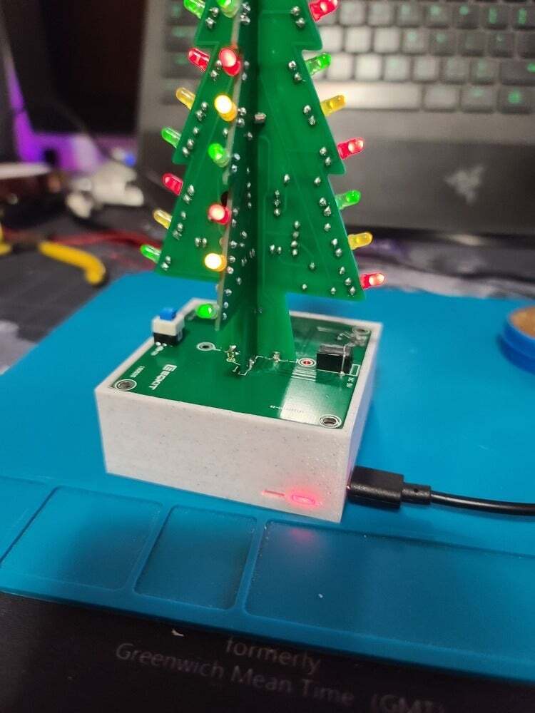 Free STL file Christmas PCB Tree rechargeable base・3D printer model to ...