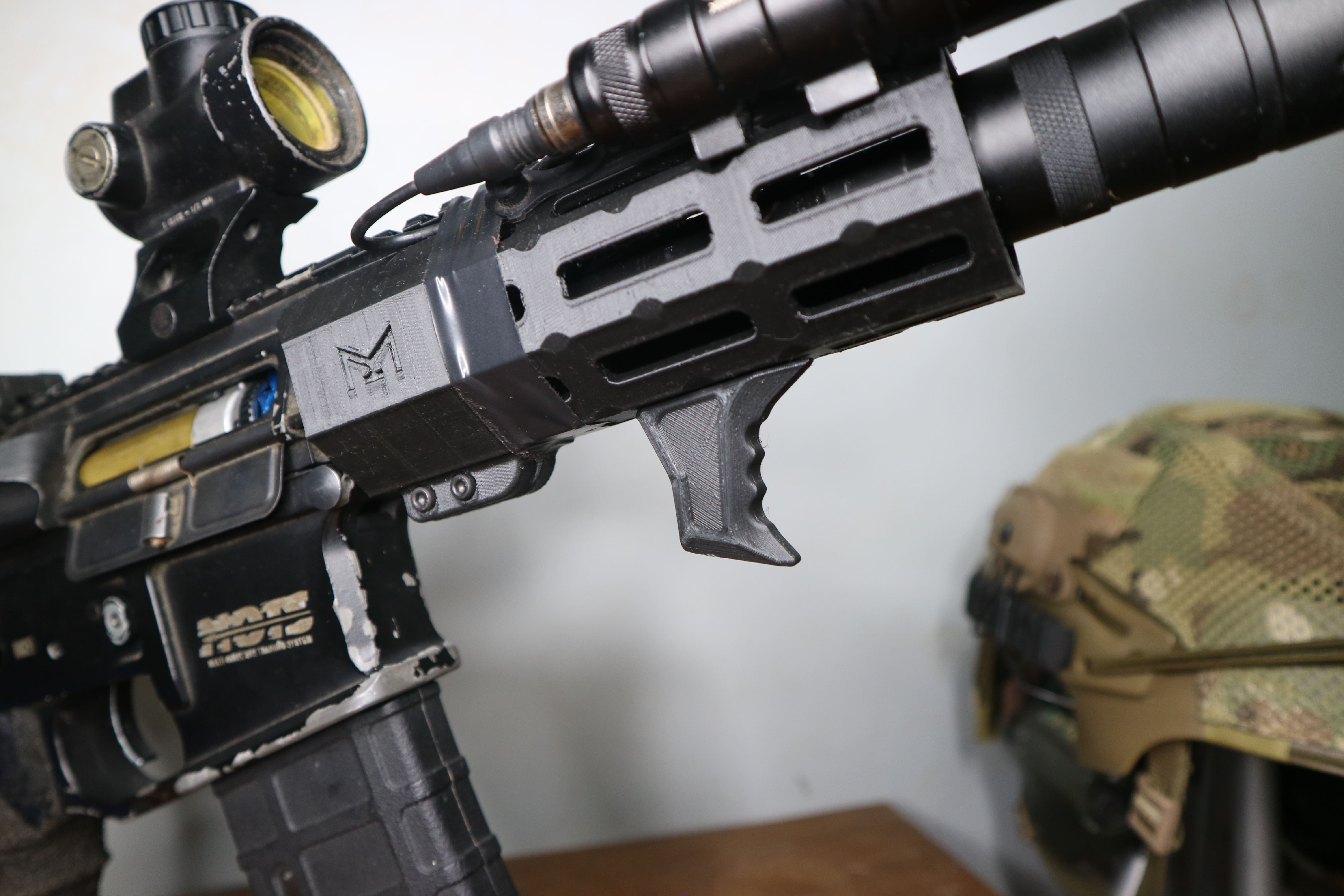 STL file Replica Vendetta Precision Handstop M-Lok 🔫・3D printer design ...