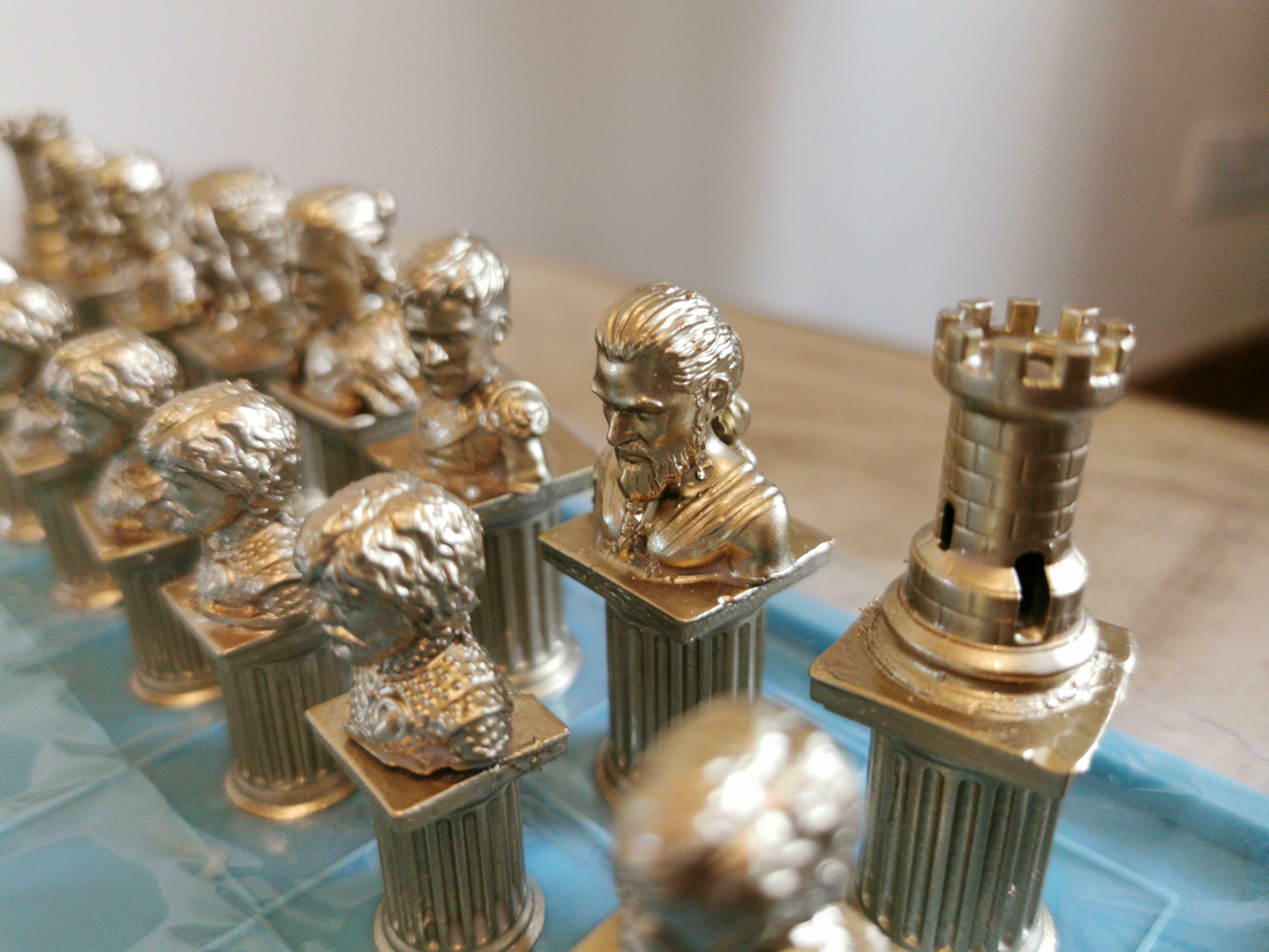 3D file Game Of Thrones Chess Pieces Set (STL) ♟️・3D printer design to ...