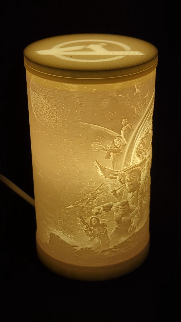 STL file AVENGERS LITHOPHANE LAMP CYLINDER・3D print object to download ...