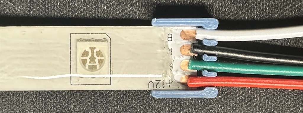 Free 3D file 4 PIN LED Strip Light・3D printing design to download・Cults