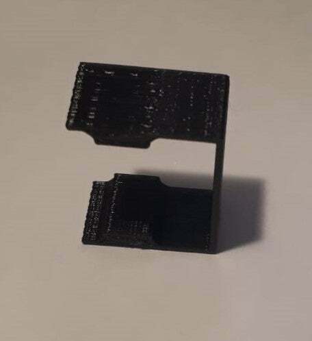 Бесплатный STL файл Cable clip for Raspberry Pi Camera cable・Дизайн для ...