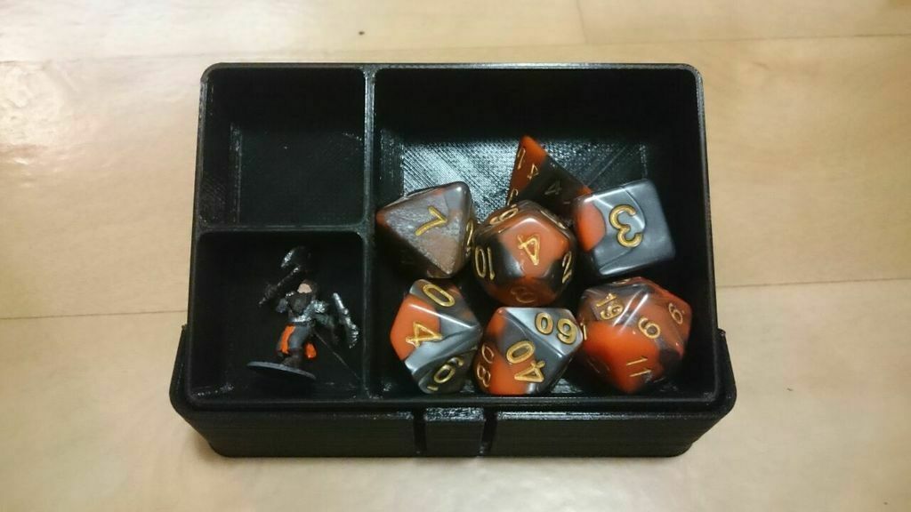 Free STL file Carry case for 18mm D&D miniatures and dice・3D printable ...
