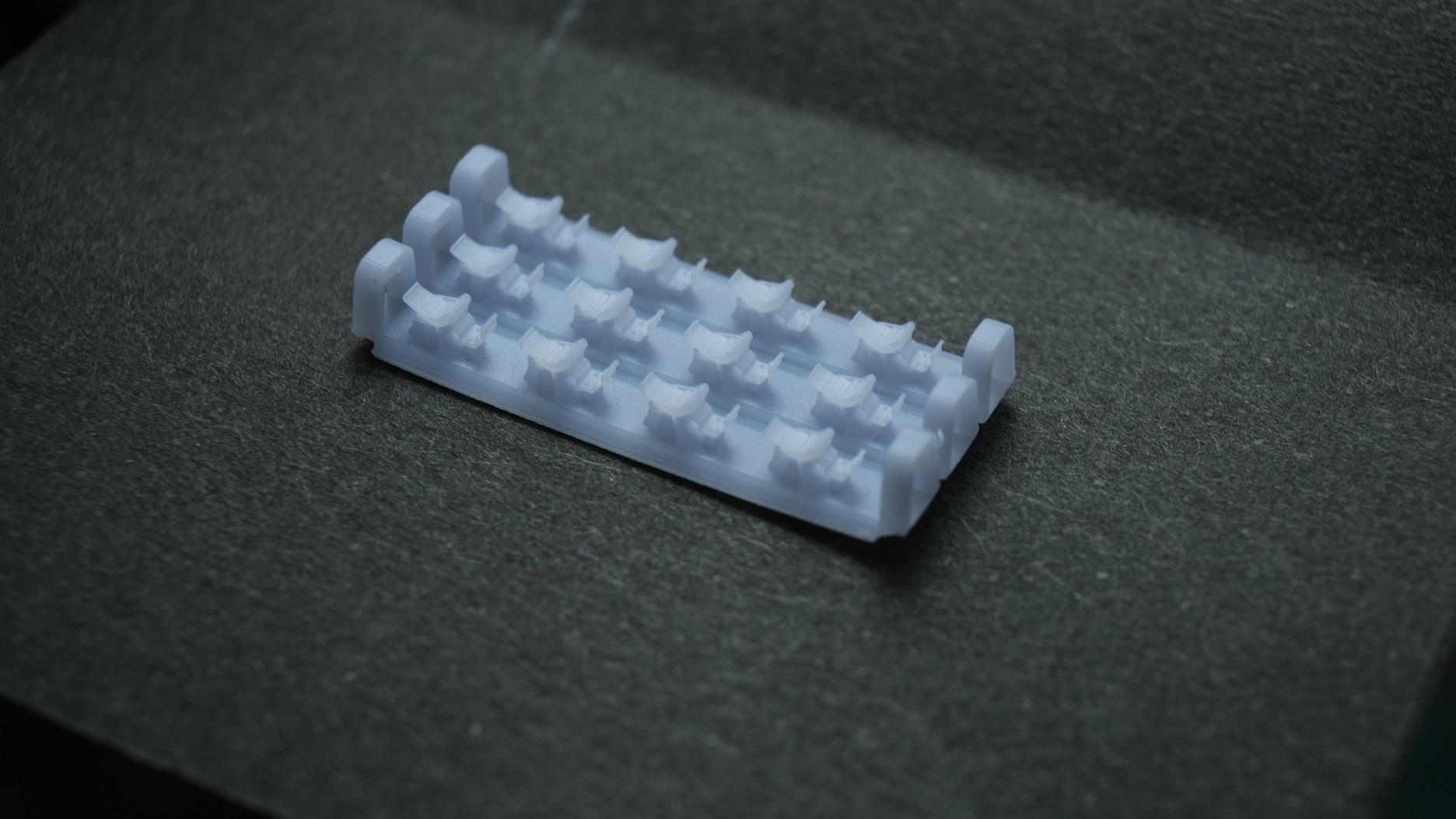 STL file 1/35 late panzer tool clamps 👽・Model to download and 3D print ...