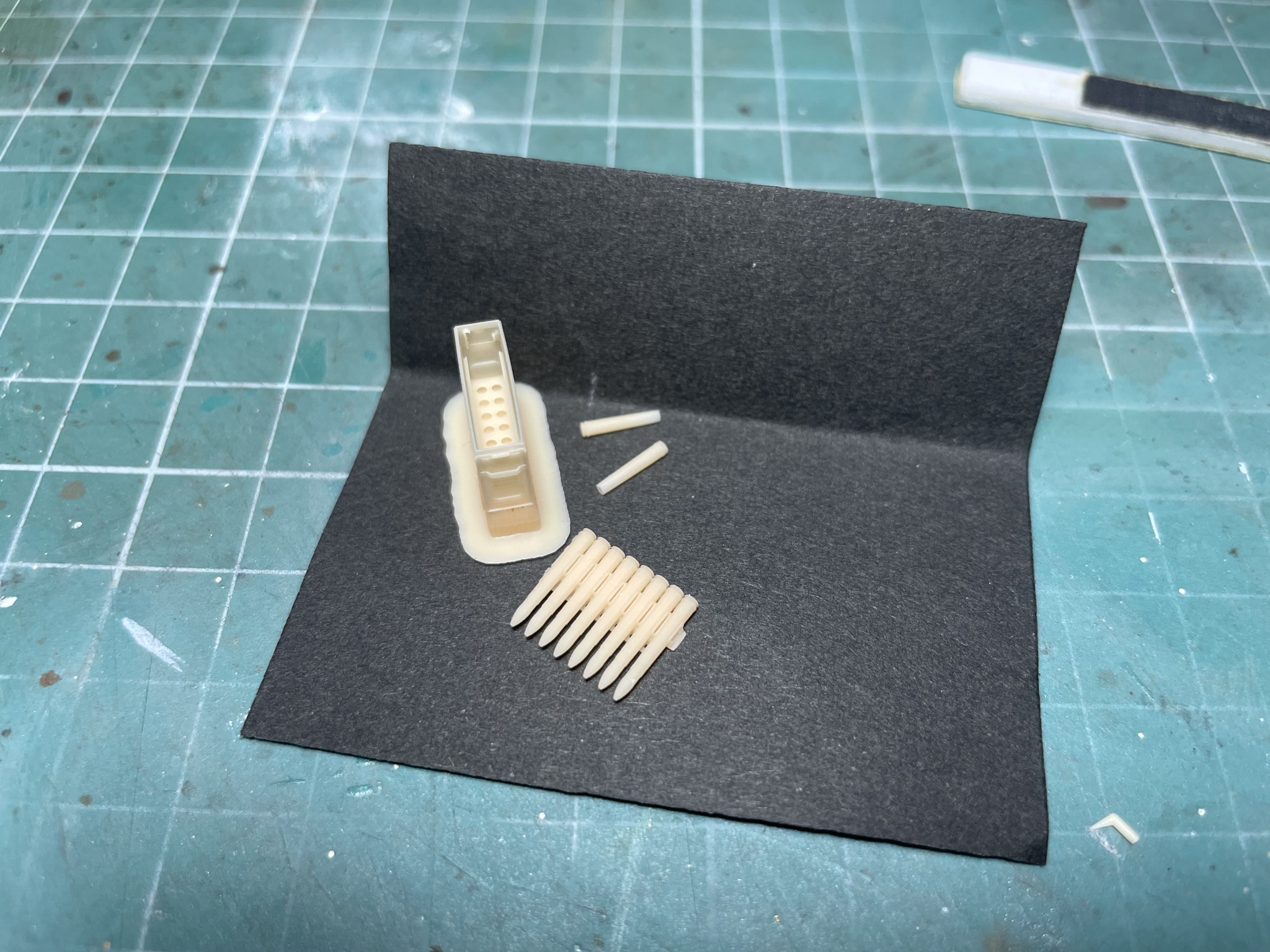 STL file 1/35 37mm flak 43 magazines, ammunition and ammunition boxes 👽 ...