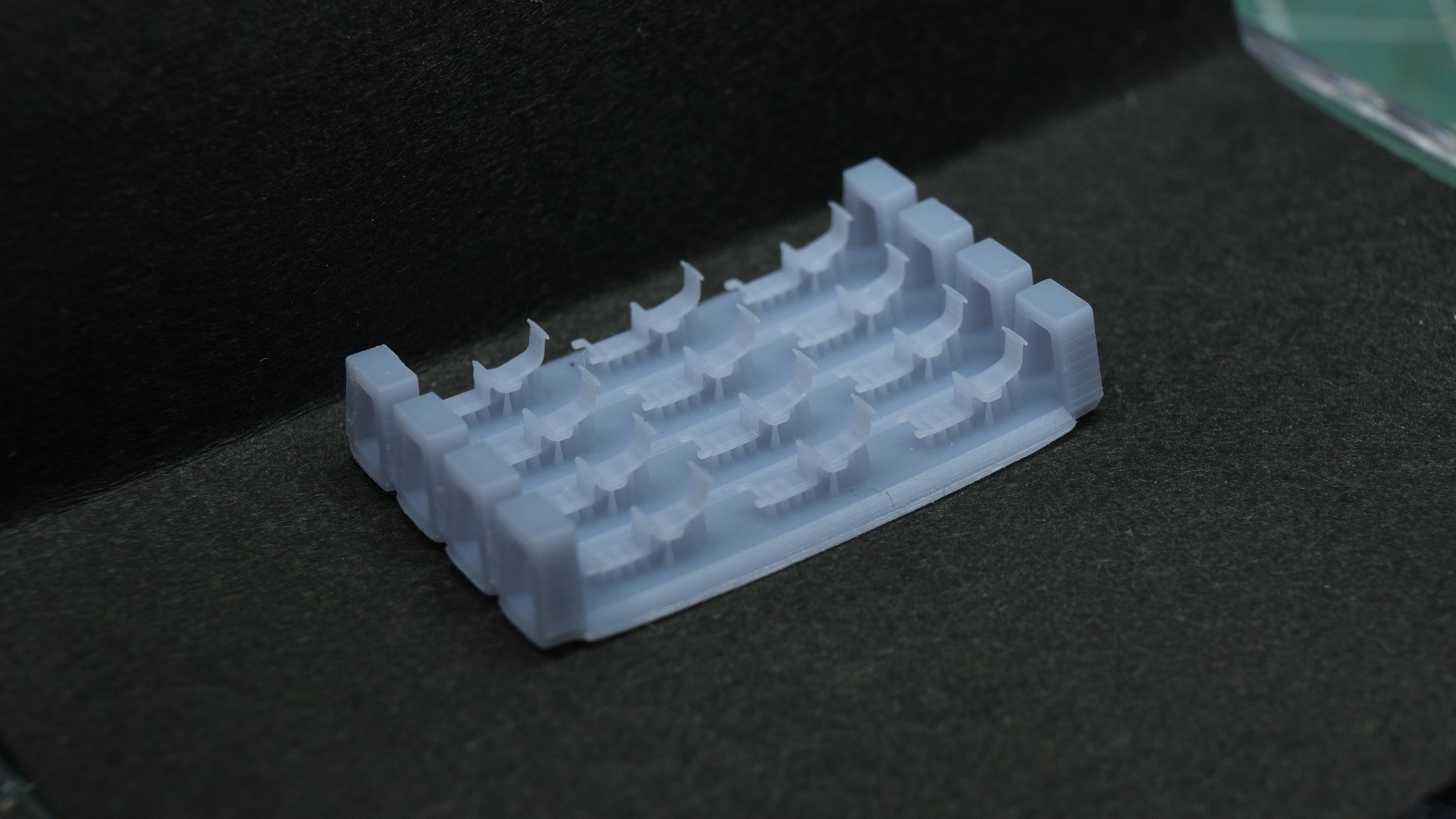 STL file 1/35 early panzer tool clamps 👽・3D printer model to download・Cults