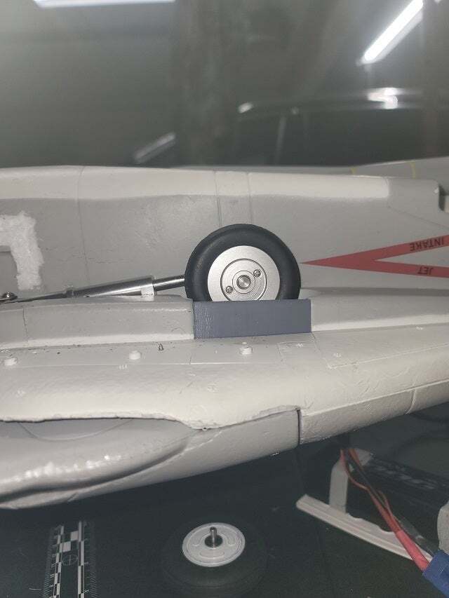 Free STL file Freewing F-14 Trailing Link Mod for A-10 Trailing Link ...