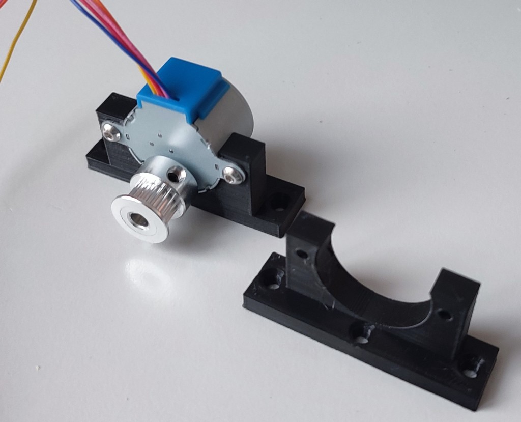 Free 3D file Minimalistic 28BYJ-48 motor bracket・3D printer design to ...