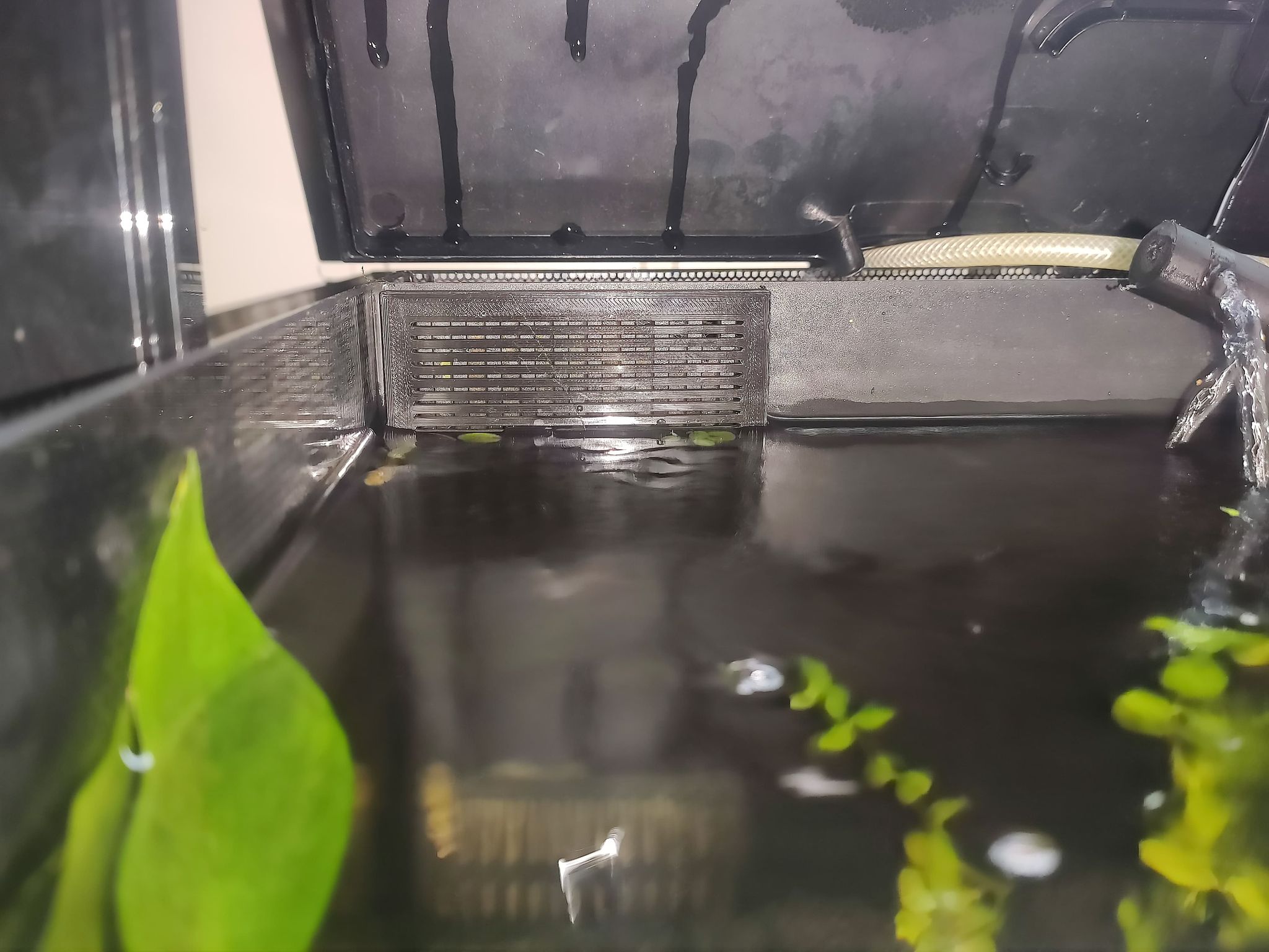 STL file fluval flex filter 1mm space・Template to download and 3D print ...