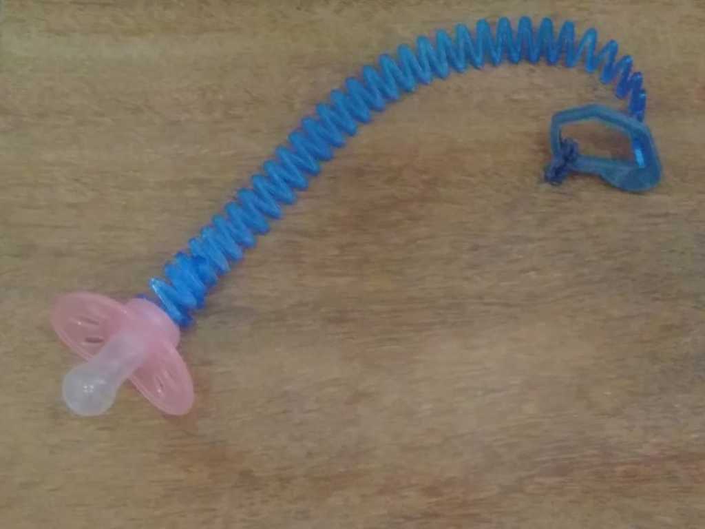 Free STL file HI - FIVE CARABINER & FULL ANTI-BAC FLEXIBLE STRIPE ...