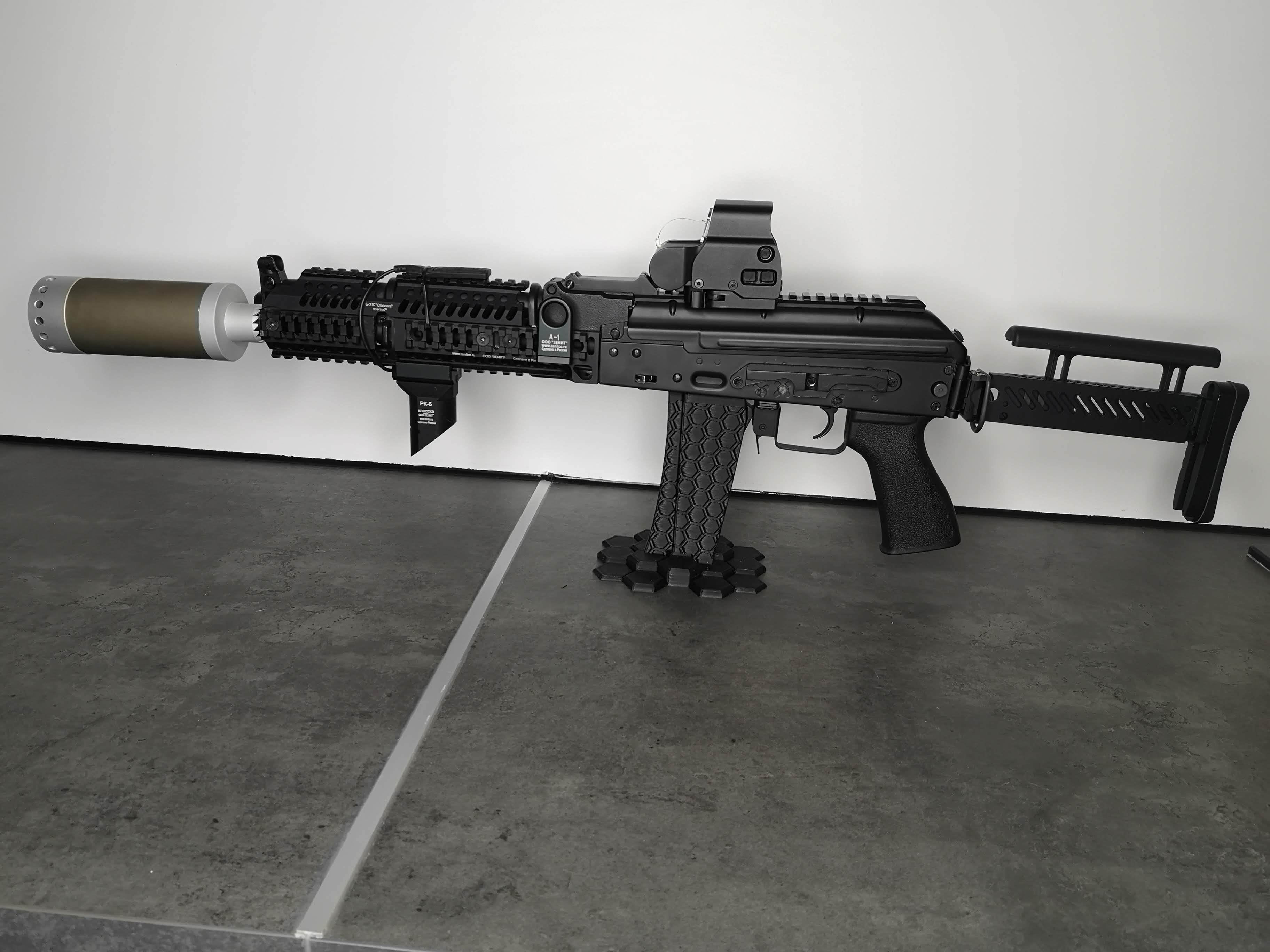 STL-Datei AK Airsoft Ständer Version 2022・Design für den 3D-Druck zum ...