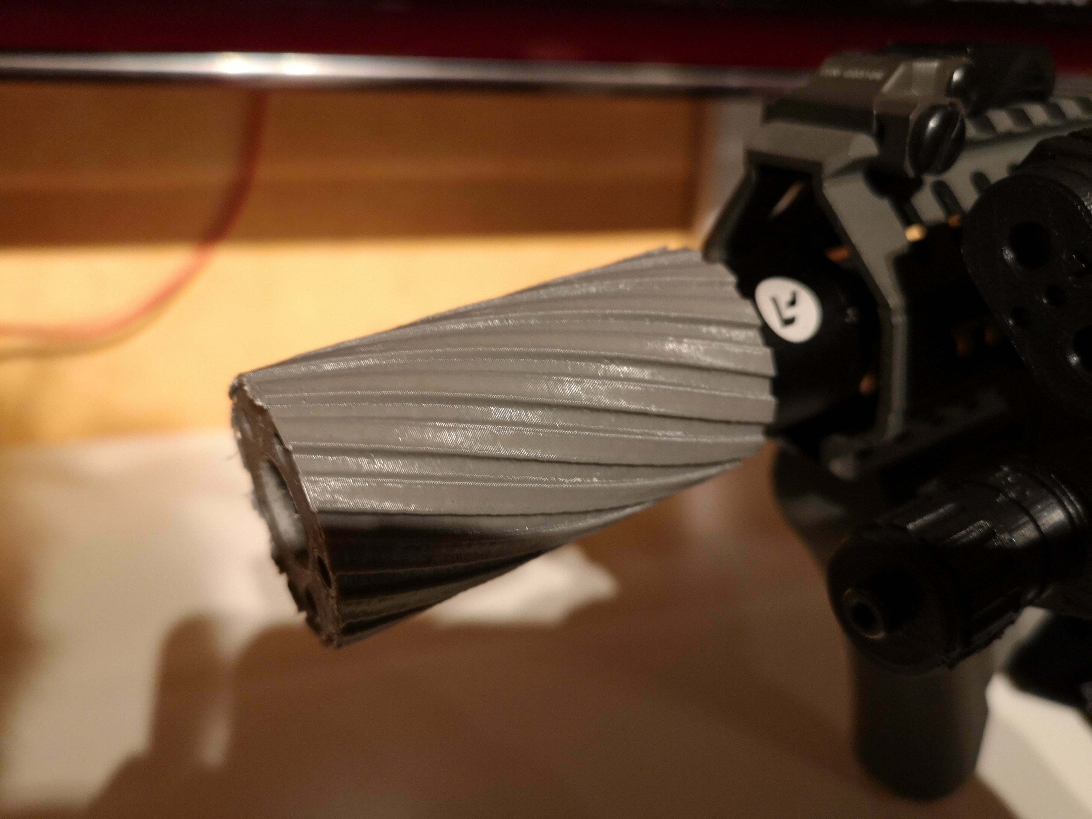 Fichier STL gratuit Silencieux G&G prédateur Tracer Mod・Idée pour ...