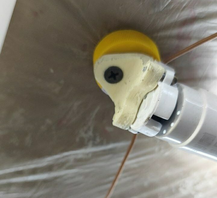 Free STL file Corner connector for lamp socket g13 🔦・3D printing model ...