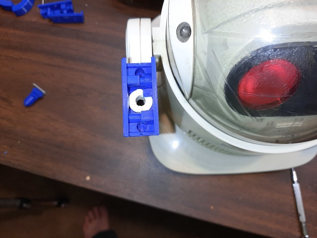 Бесплатный 3D файл Сменный захват для робота Robie JR или Omnibot JR 🎠 ...