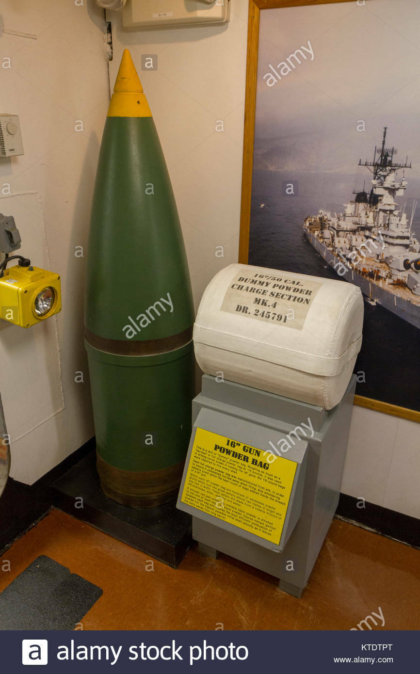 Free STL file TT Scale 1:120 16-inch shells for Iowa class battleships ...