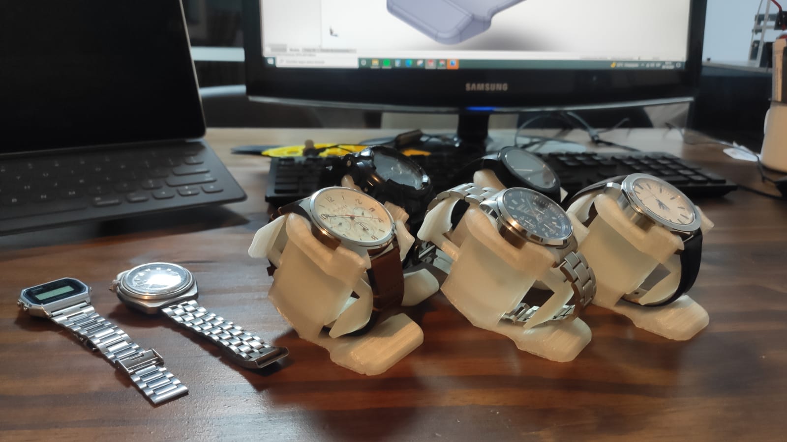 Free STL file STAND WATCH STAND WATCH ⌚・3D print design to download・Cults