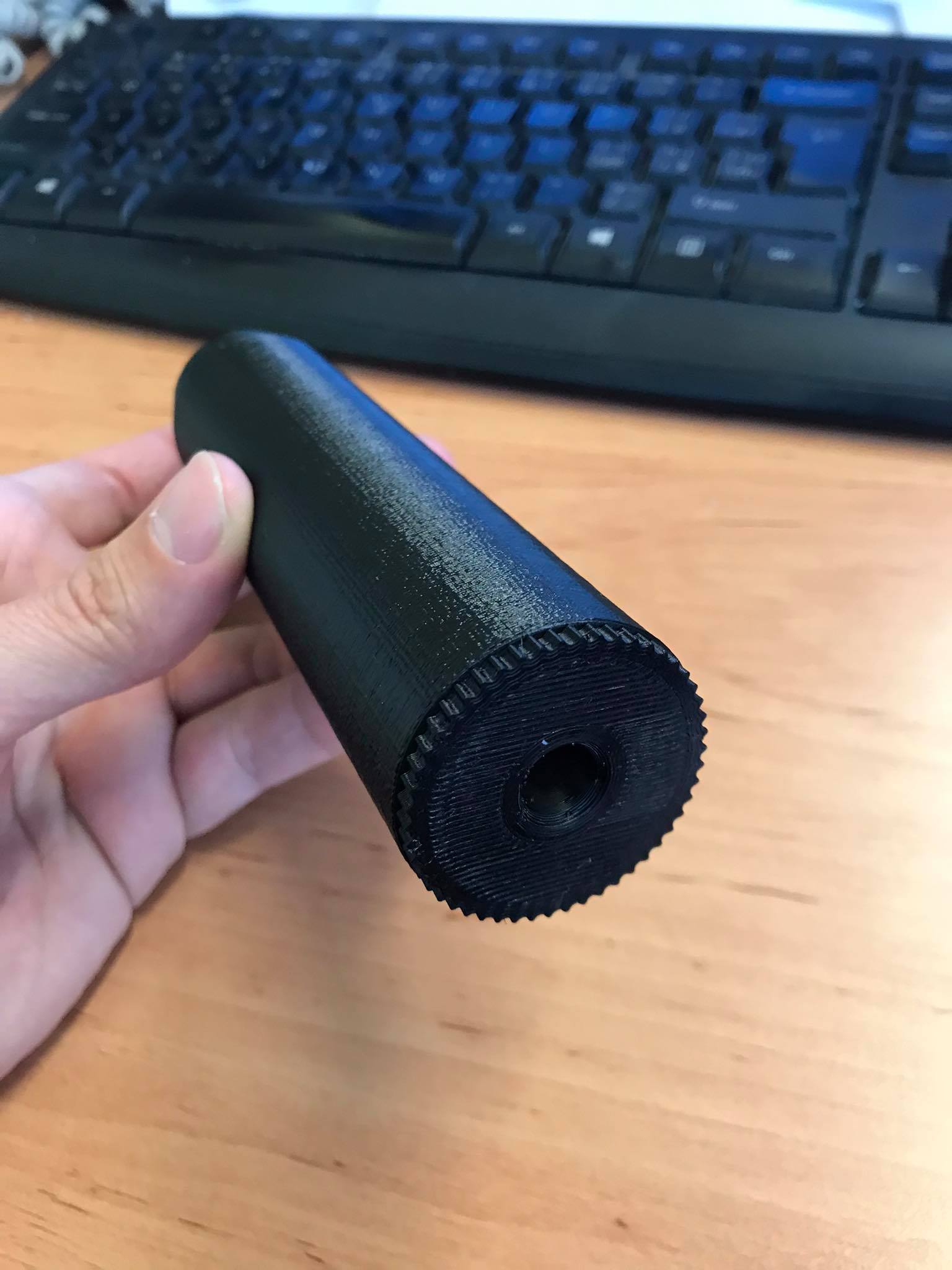 Fichier STL SUPPRESSEUR PCP AIRGUN Moderator Silencer UNF 1/2-20 📱 ...