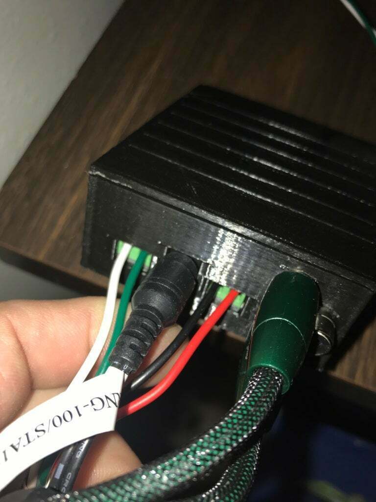 Free STL file Small Amp Box・Object to download and to 3D print・Cults