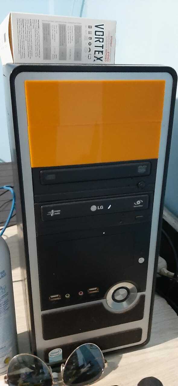 Free STL file CD/DVD drive bay cover 👽・3D printer design to download・Cults