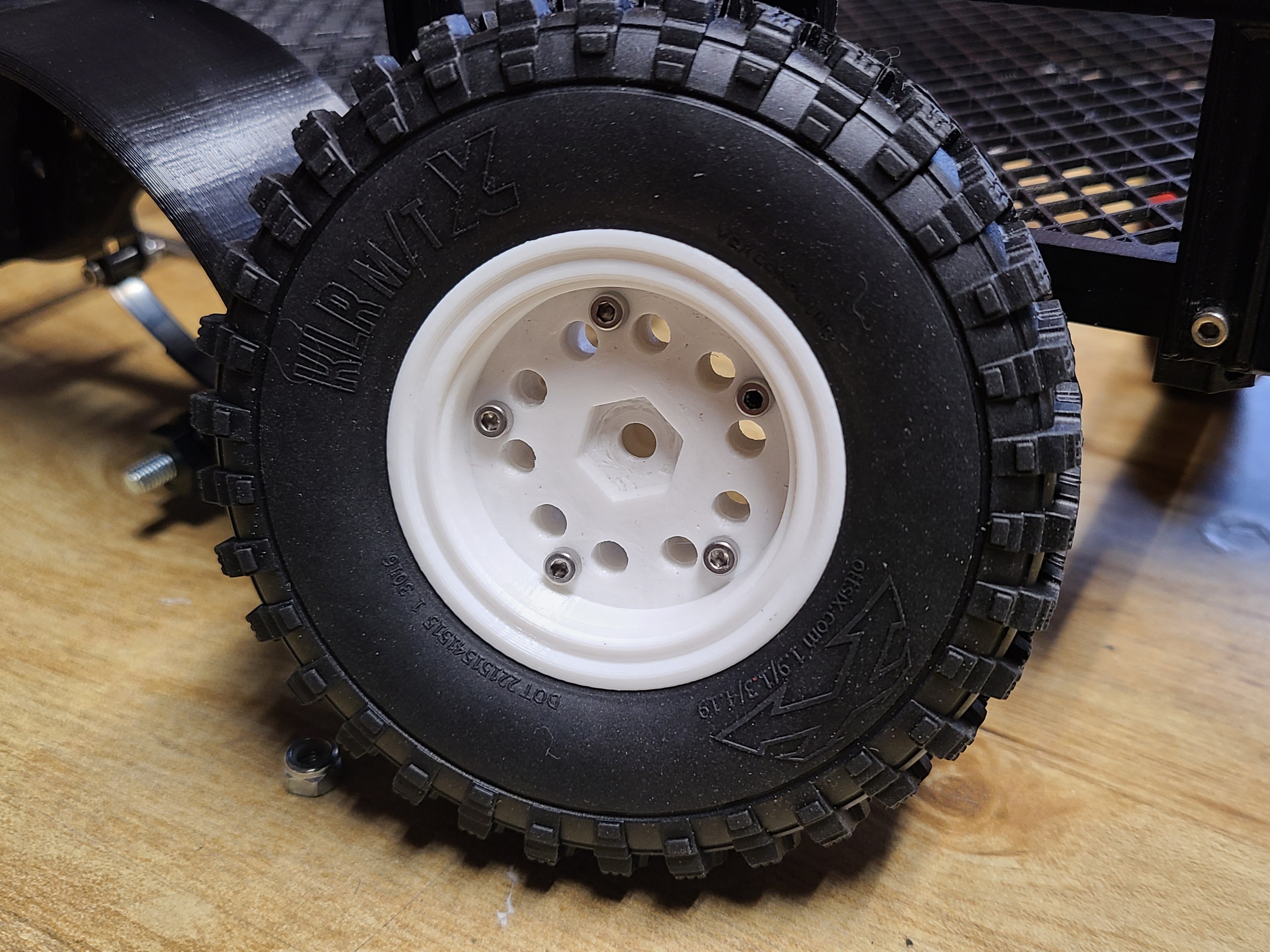 STL file 1.9 rc trailer/crawler wheel・3D printer design to download・Cults