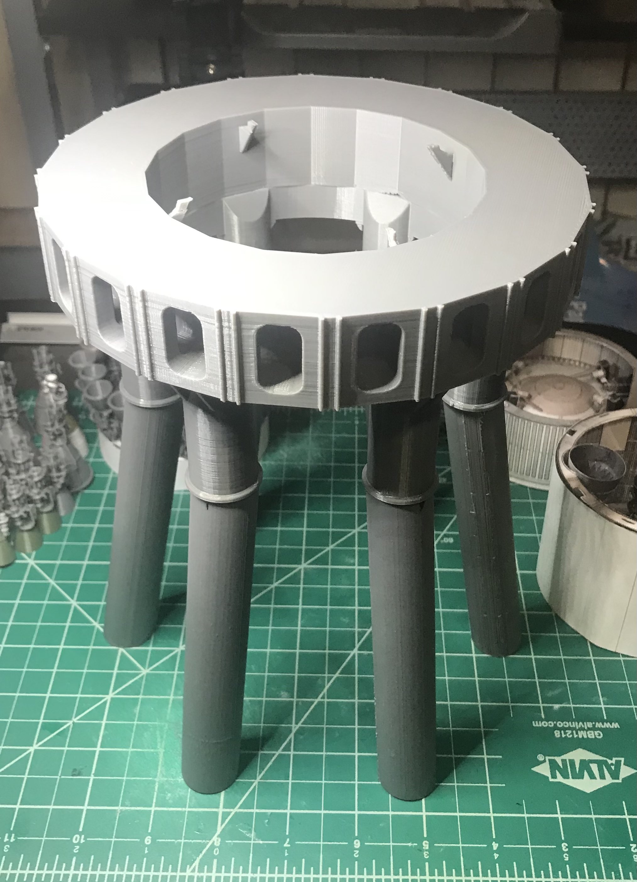 Free STL file AXM 1:100 SpaceX Orbital Launch Pad・3D printable design ...