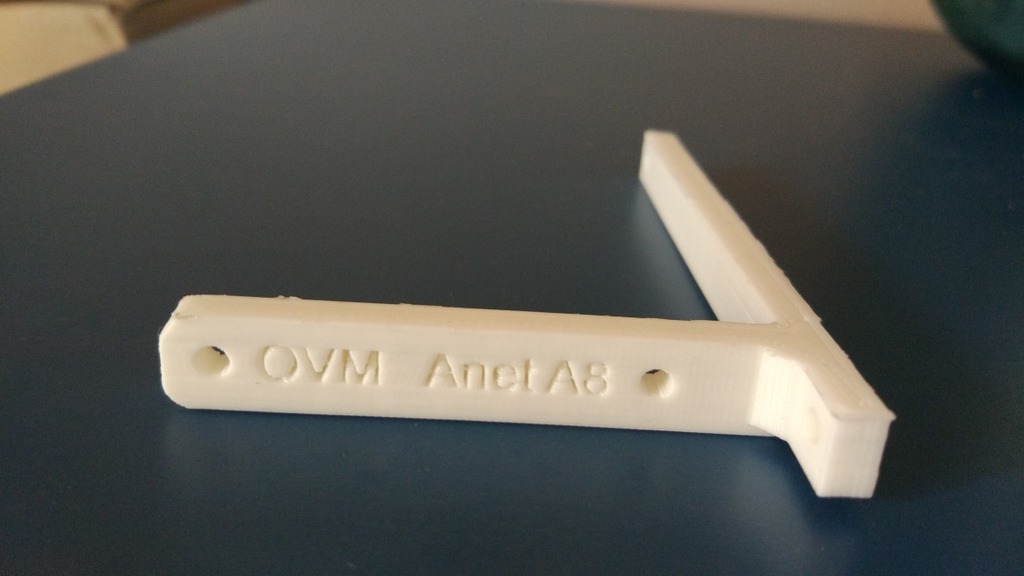 Fichier 3D gratuit Support pour boîte ovm selon Anet A8・Plan imprimable ...