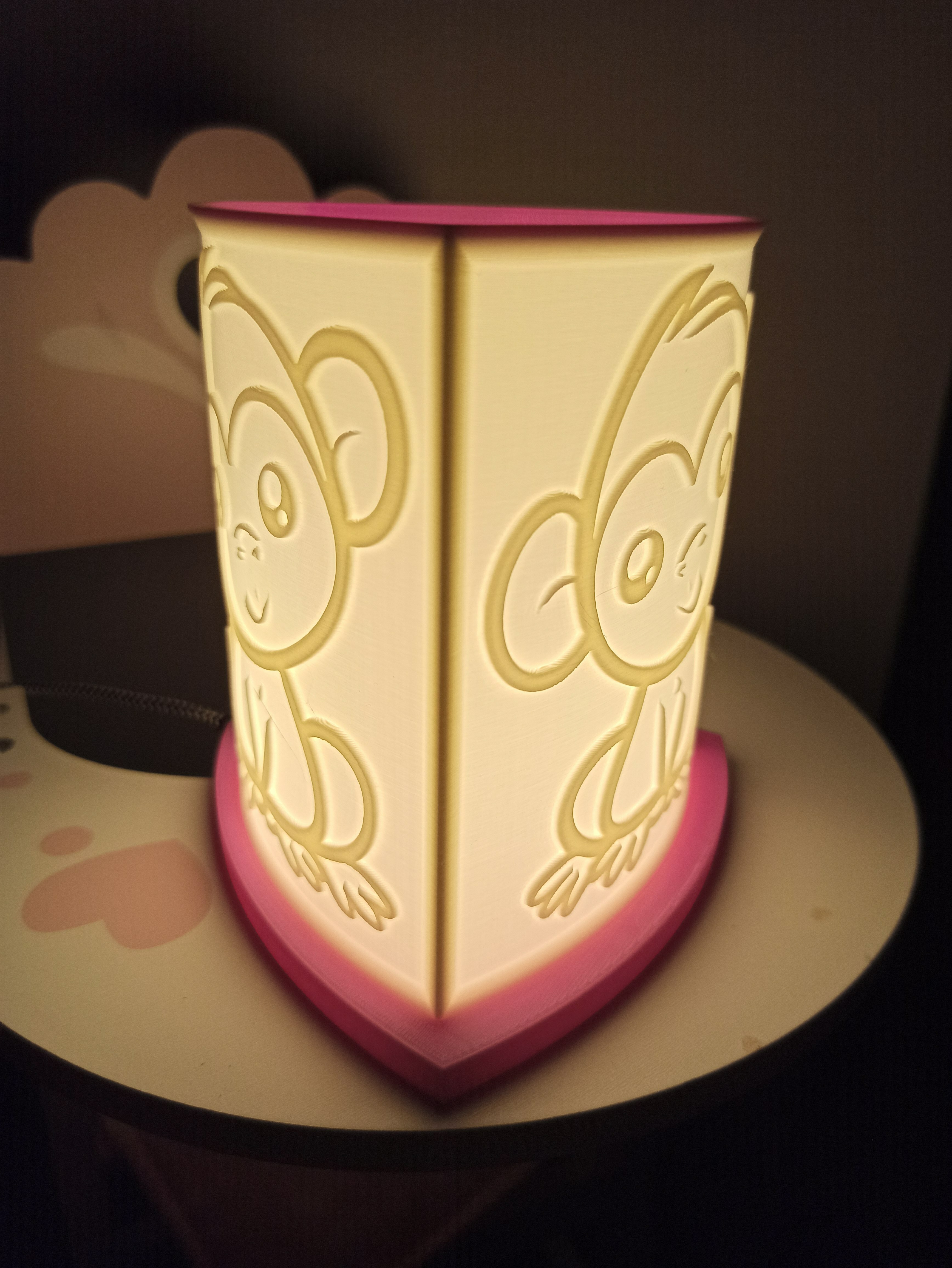 Fichier STL Lampe Bébé Singe - Baby Monkey Lamp・Idée pour impression 3D ...