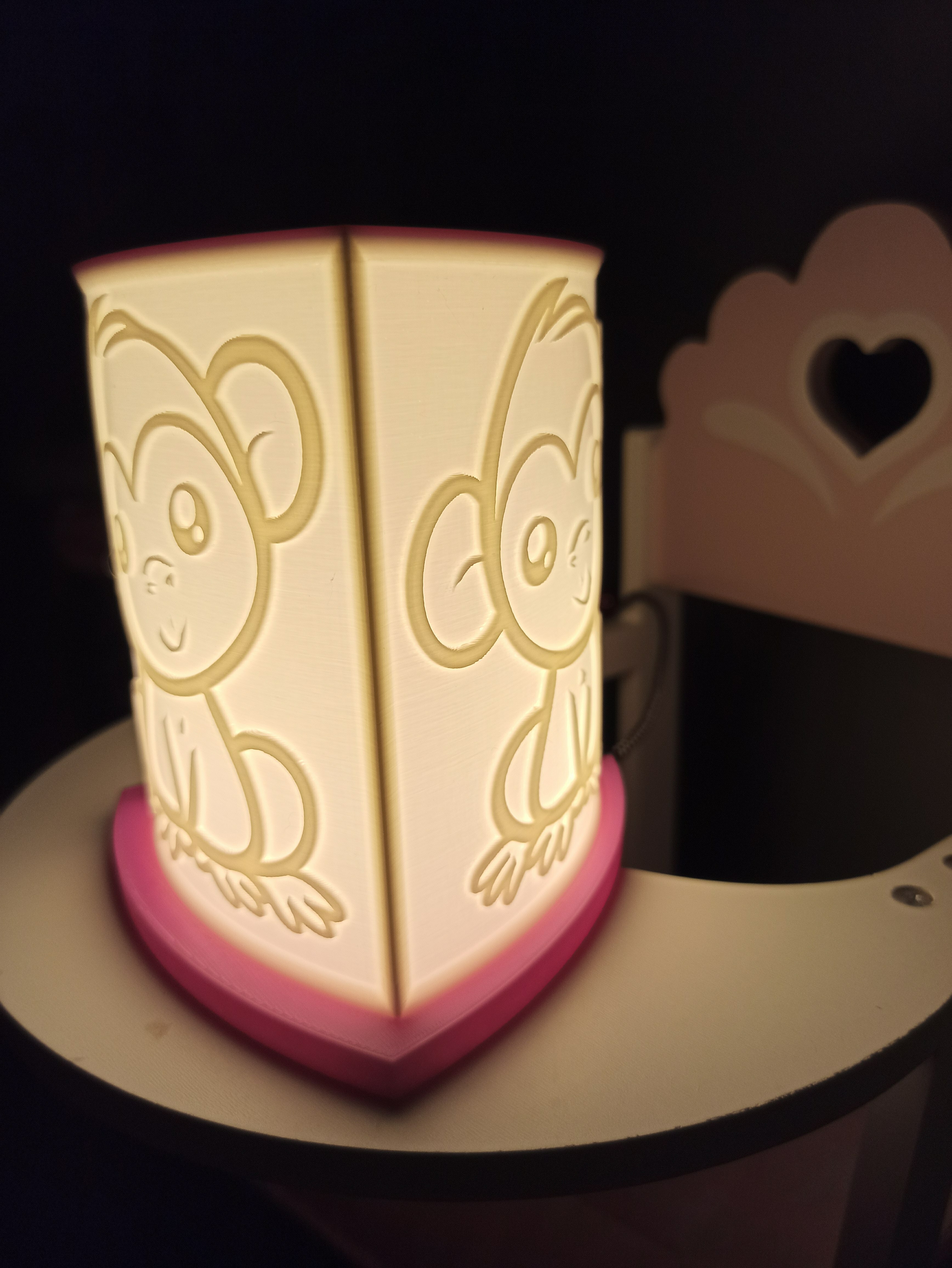 Fichier STL Lampe Bébé Singe - Baby Monkey Lamp・Idée pour impression 3D ...
