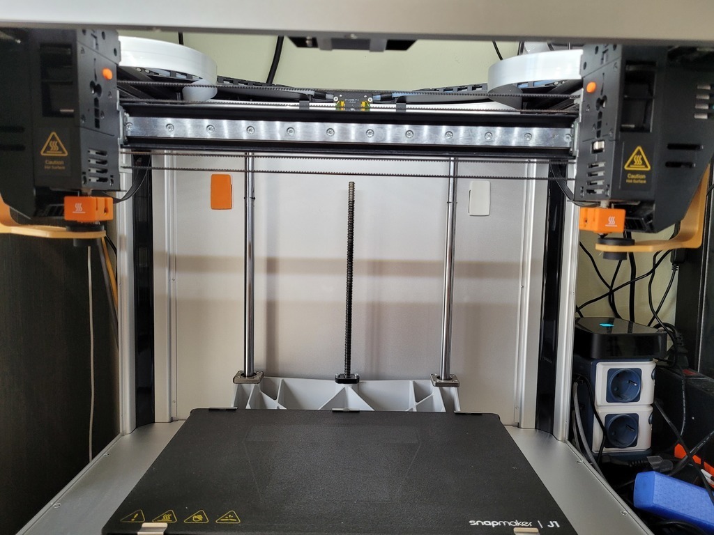 Free 3D file Snapmaker J1 pad mount・Design to download and 3D print・Cults