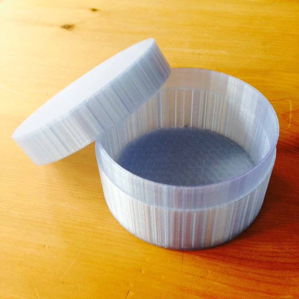 Free 3D file A round box・3D printable object to download・Cults