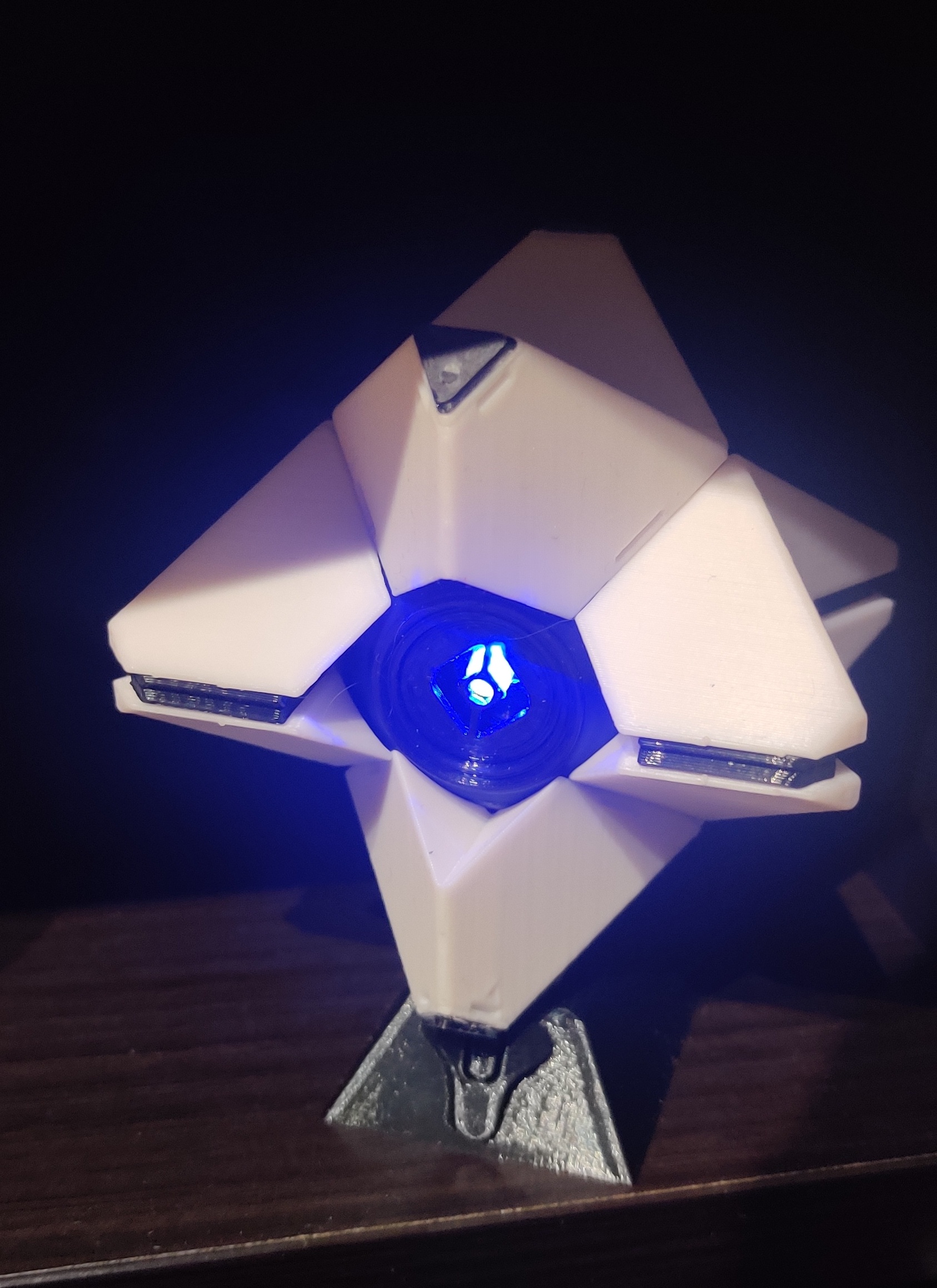 Free STL file DestinyGhost 🔋・3D printing model to download・Cults
