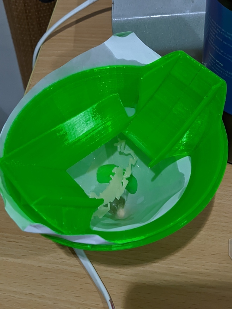 Free 3D file Photon M3 Vat Resin Drainer & Filter・3D printable model to ...