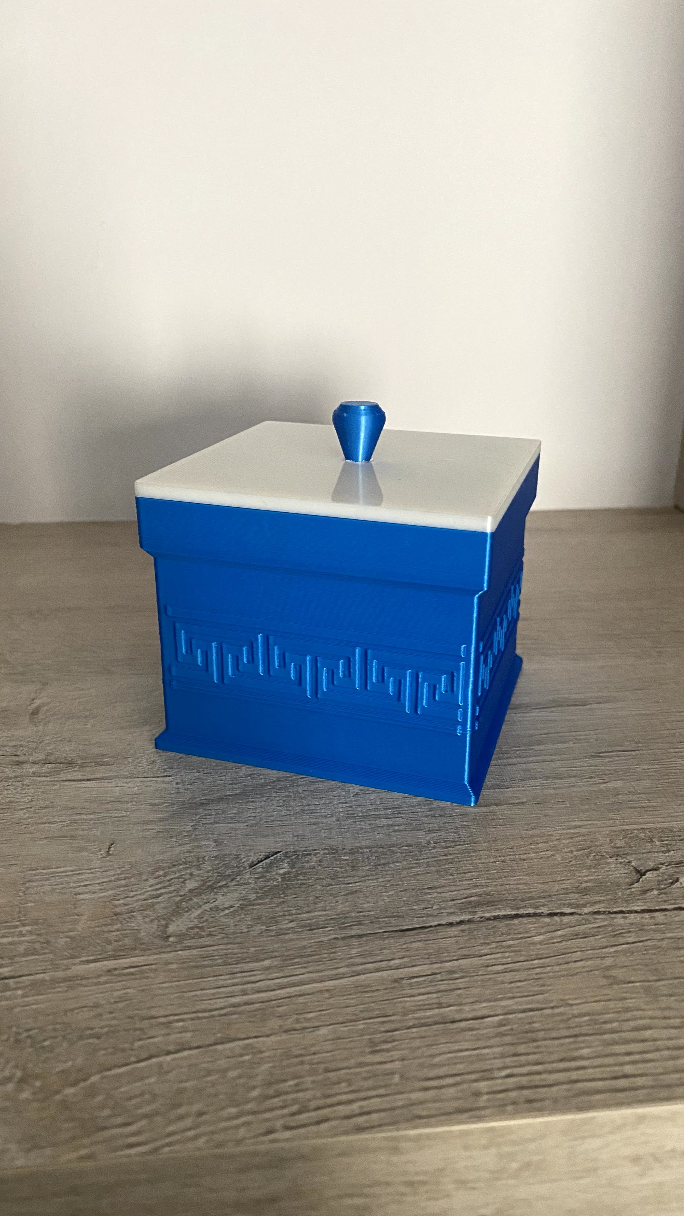Free STL file Handle Box M1 📦・Model to download and 3D print・Cults