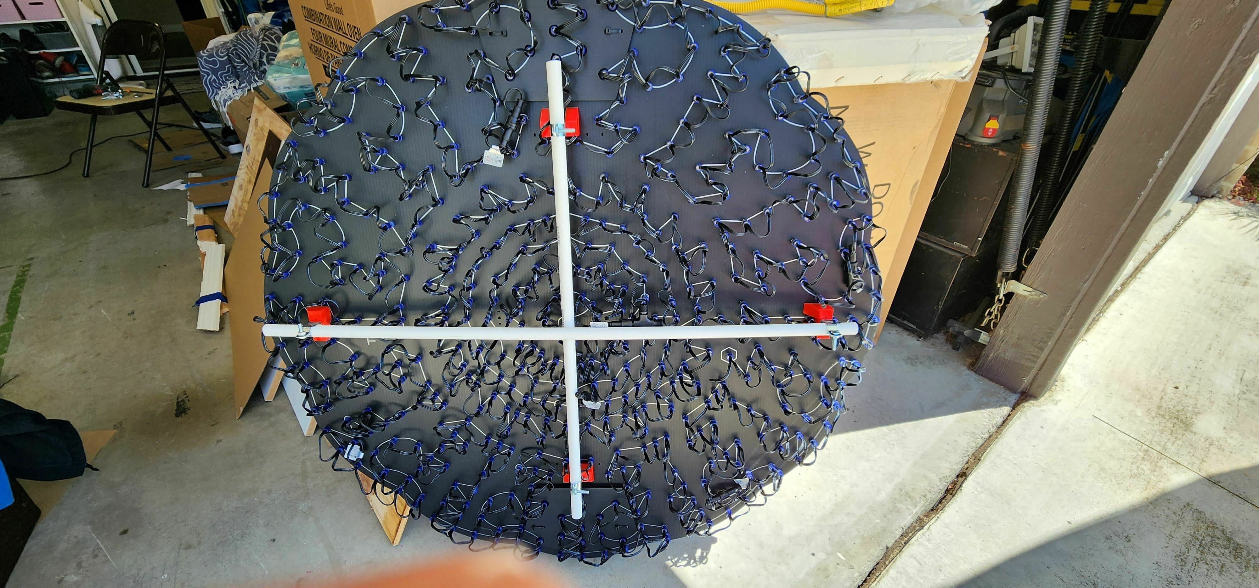 Free 3D file Showstopper Spinner prop hanging mount・3D printable model to download・Cults