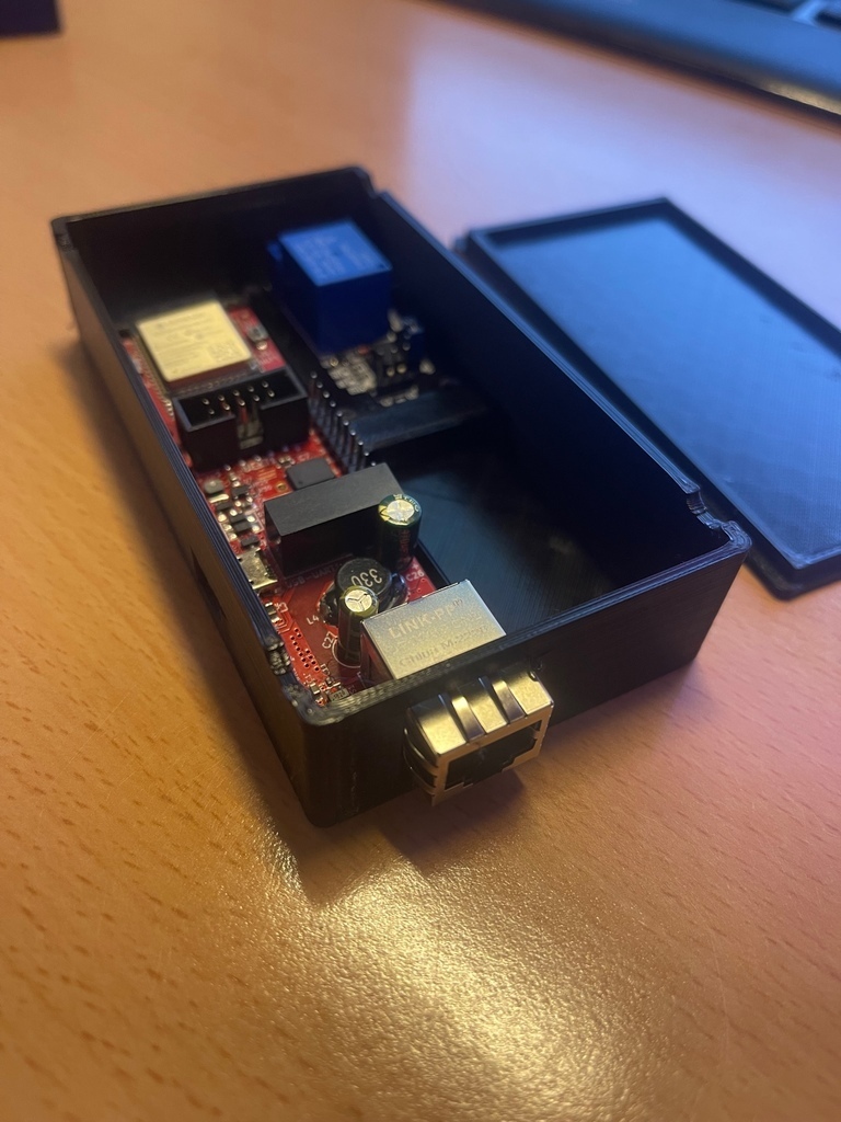 Free STL file Case and lid for ESP32 with relays 🔌・Object to download ...