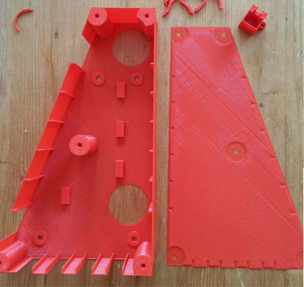 Free STL file Geeetech Prusia i3B cable box・3D printing template to ...