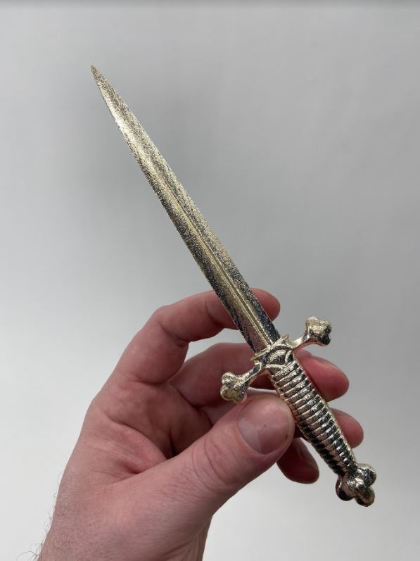STL file Silver Dagger・3D print object to download・Cults