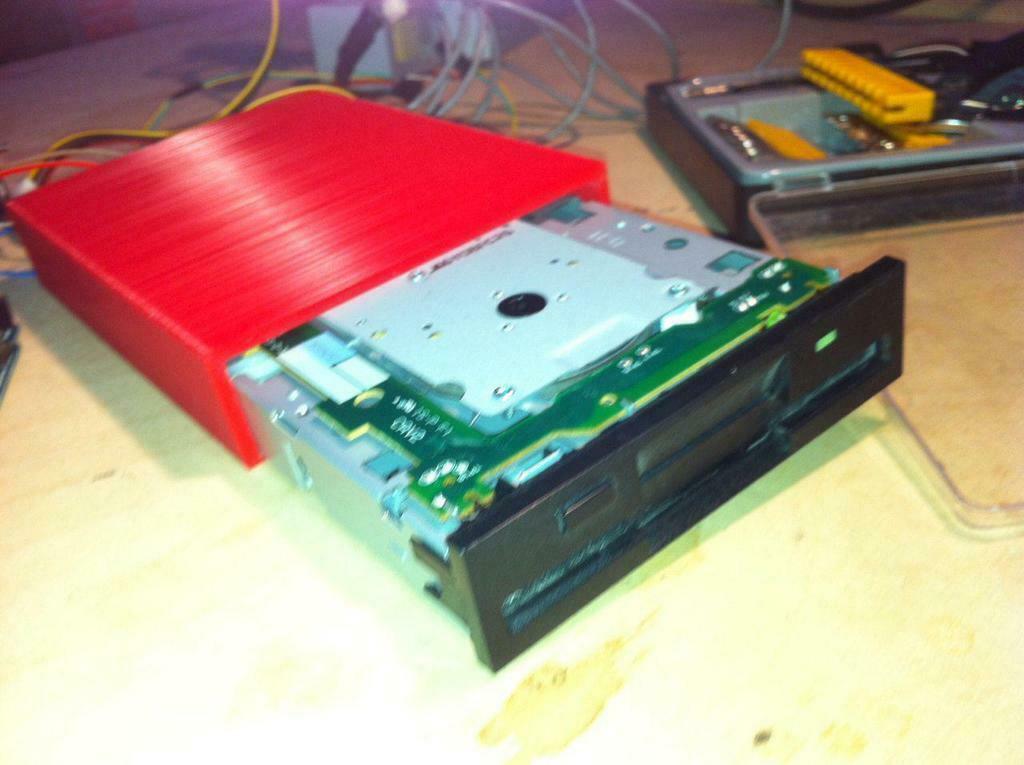 Free STL file 3,5 Floppy Drive enclosure (for drive without/removed ...