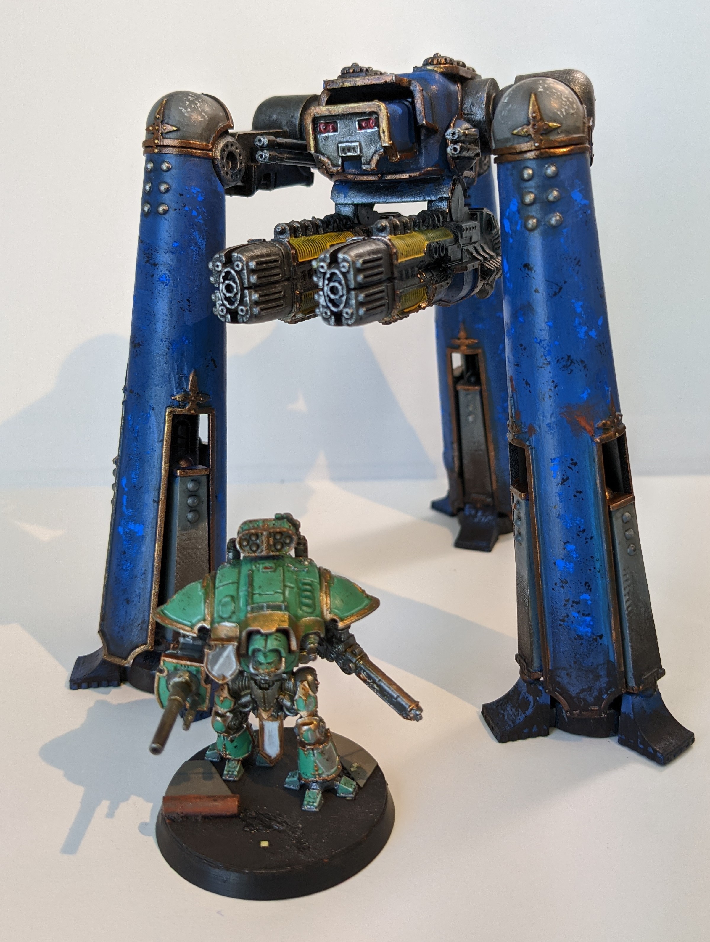 3D printing 40k Small Titan Punisher Titan • made with Elegoo Mars 2 ...