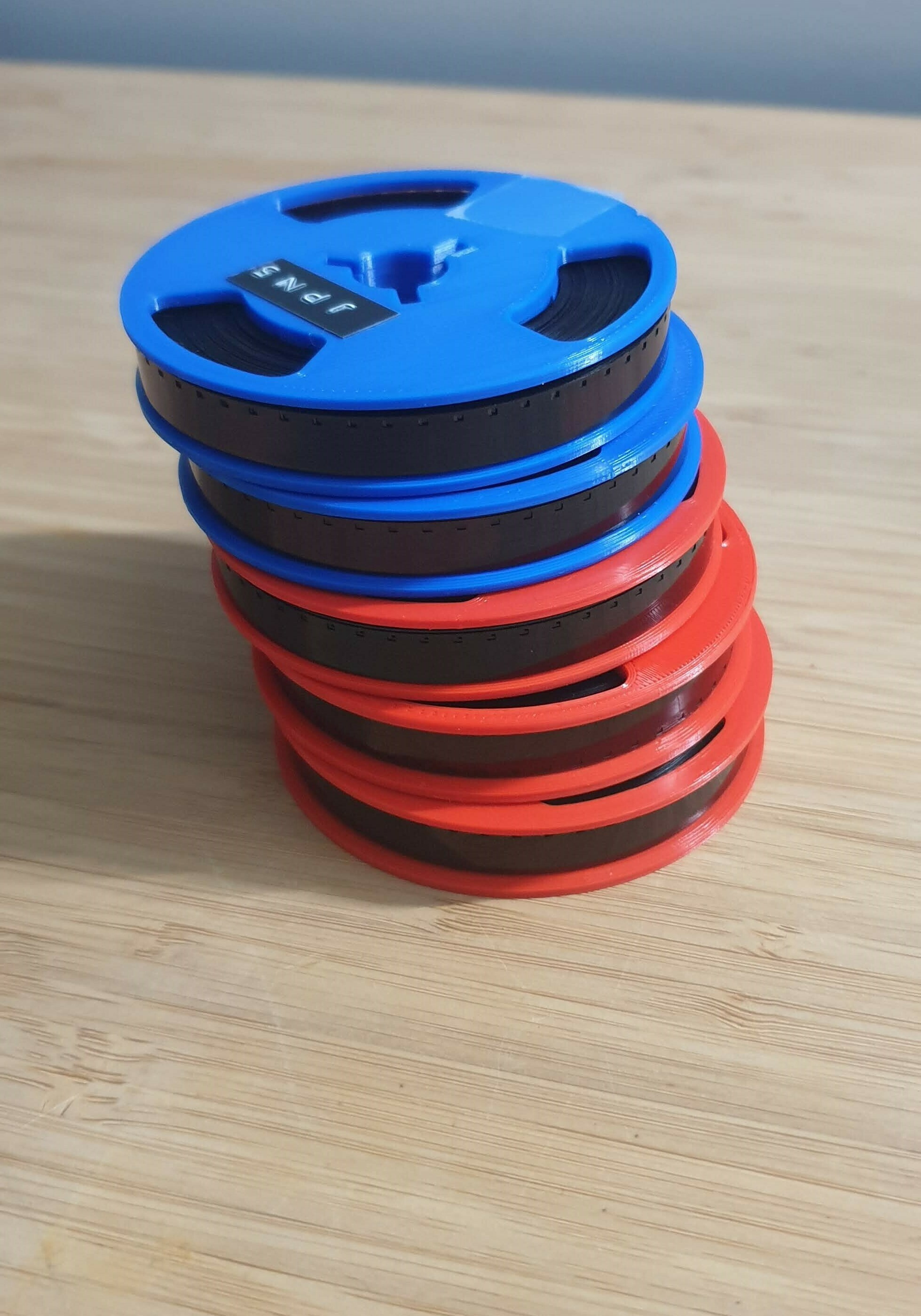 Free STL file Easy Super 8 Spool 🏠・Template to download and 3D print・Cults